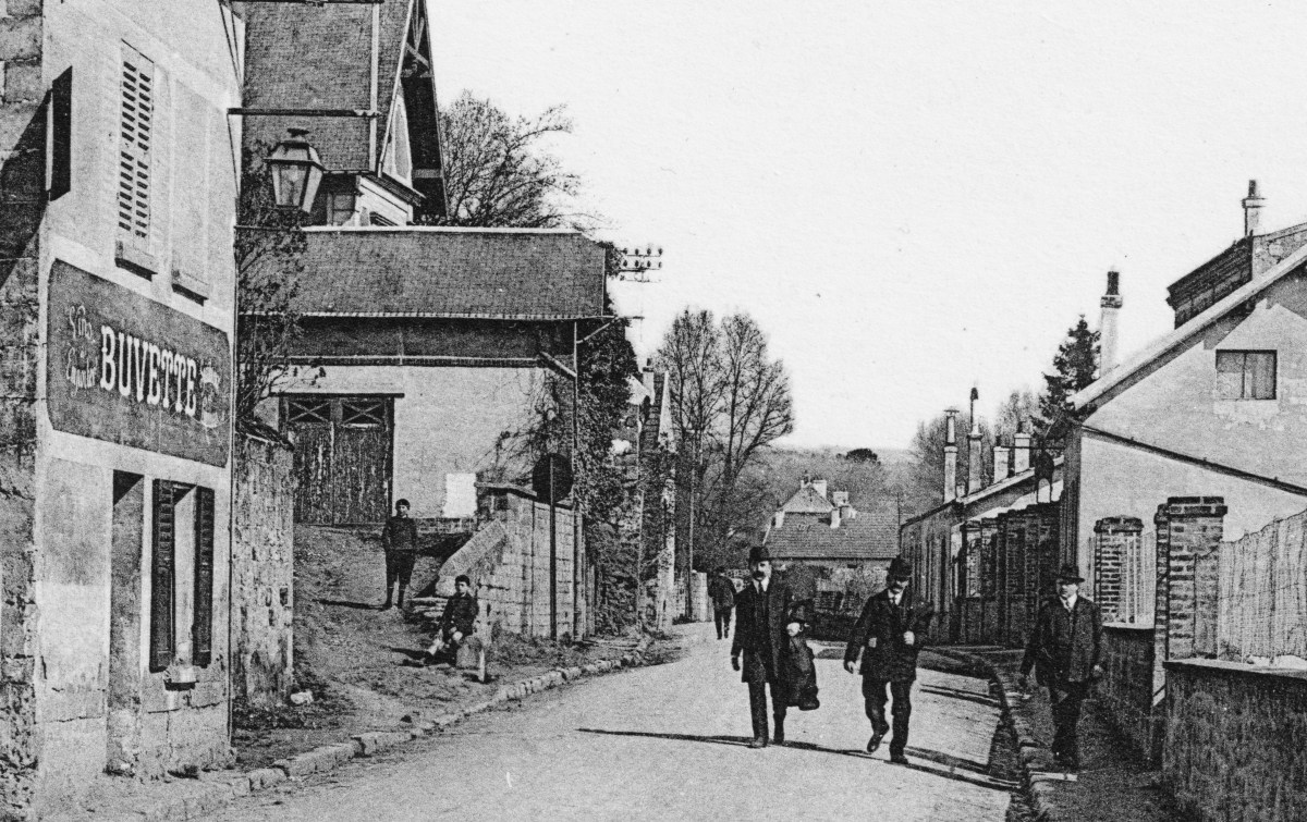 Les commerces de la rue de Parmain – BUTRY-PLAGE